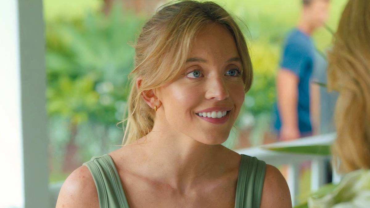 Sydney Sweeney Cast In Video Game Movie Adaptation With Wicked Director ...
