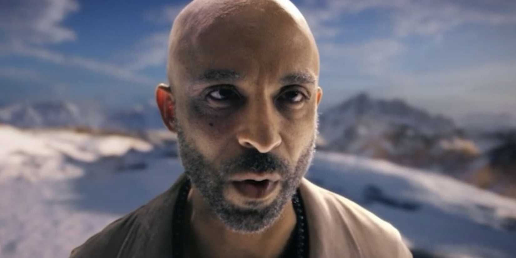 Alan Tudyk's Brilliant Resident Alien Performances Create A Big ...