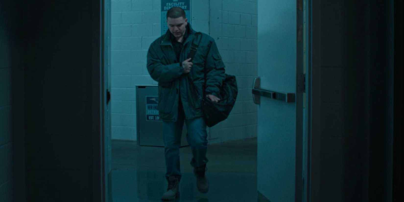 Why Aaron Hernandez's Jersey Number Changes From 85 to 81 In American ...