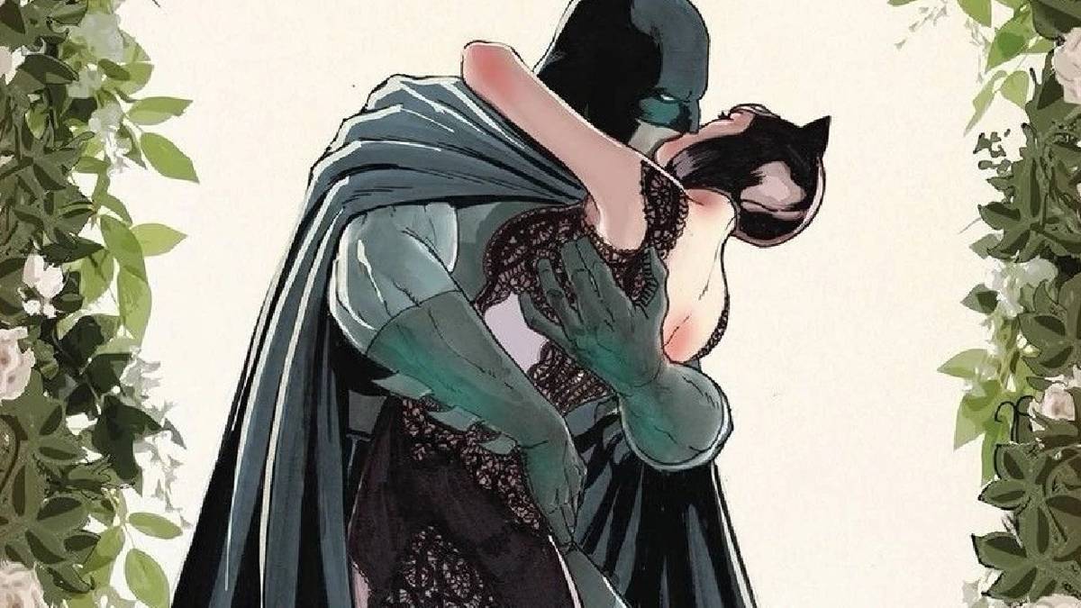 Catwoman Is Coming For Absolute Batman, But Are Their Wedding Bells In ...