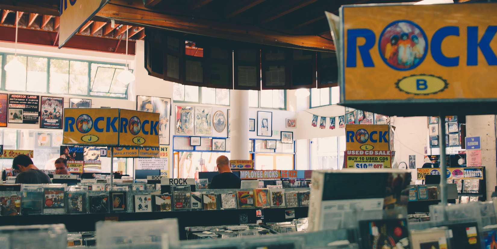 5 Reasons Why You Should Embrace Physical Music Media In A Digital World