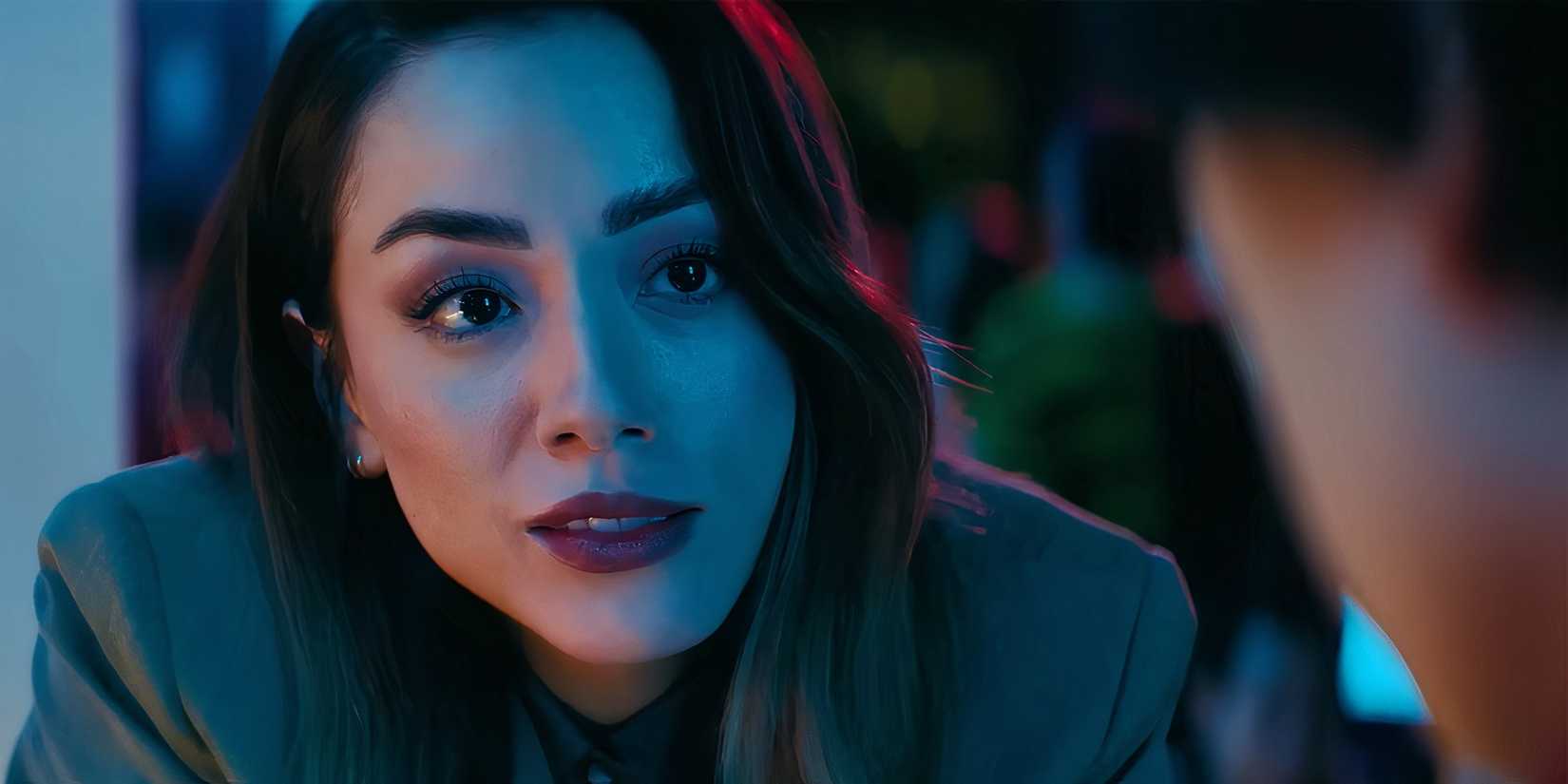 Chloe Bennet & Ronny Chieng Talk Comfort Zones And Code-Switching In ...
