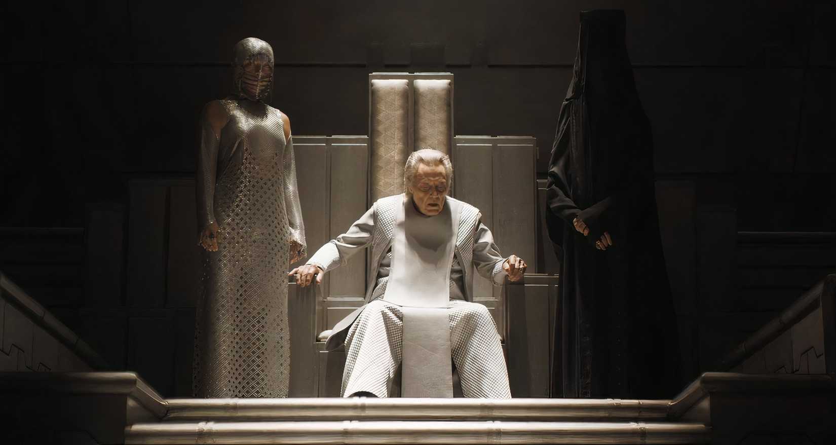 10 Awesome Sci-Fi Movie Outfits That Make Me Wish We Lived In The Future