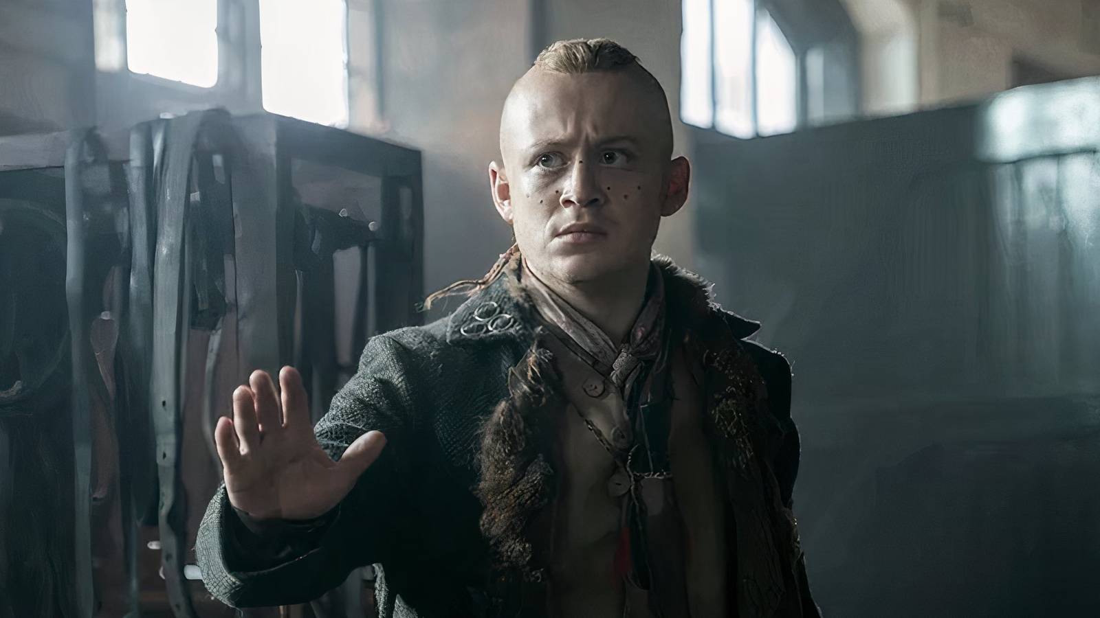 Arch Bug's Revenge In Outlander Explained: Who He Is & Why He Kidnapped ...