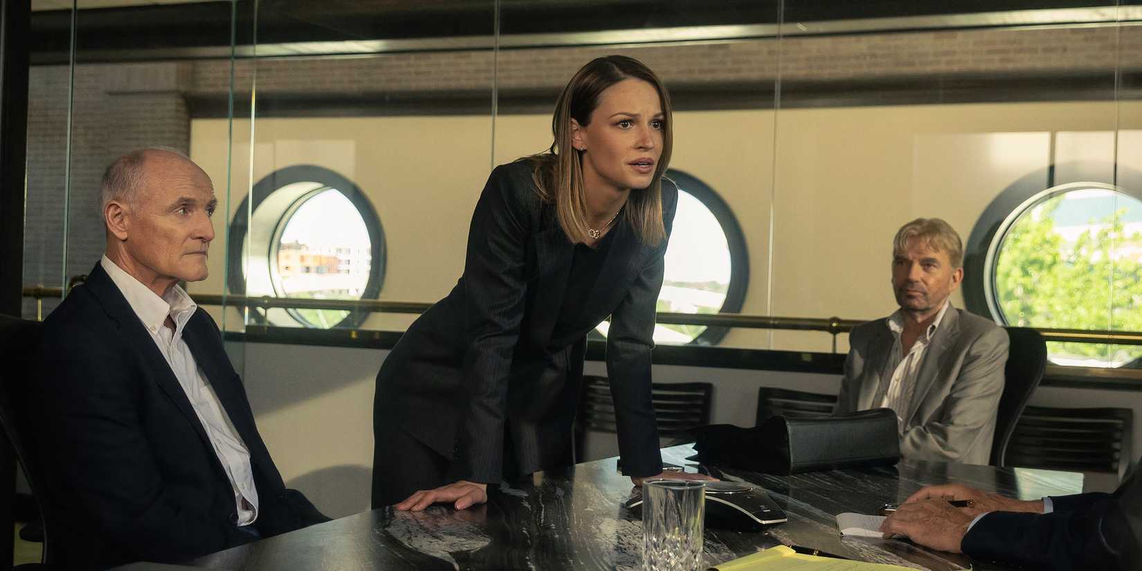 Landman's Kayla Wallace & Paulina Chávez On Powerful Female Characters ...