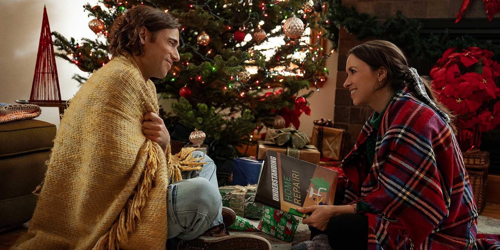 Lacey Chabert & Dustin Milligan Reveal That Hot Frosty Has More Layers ...