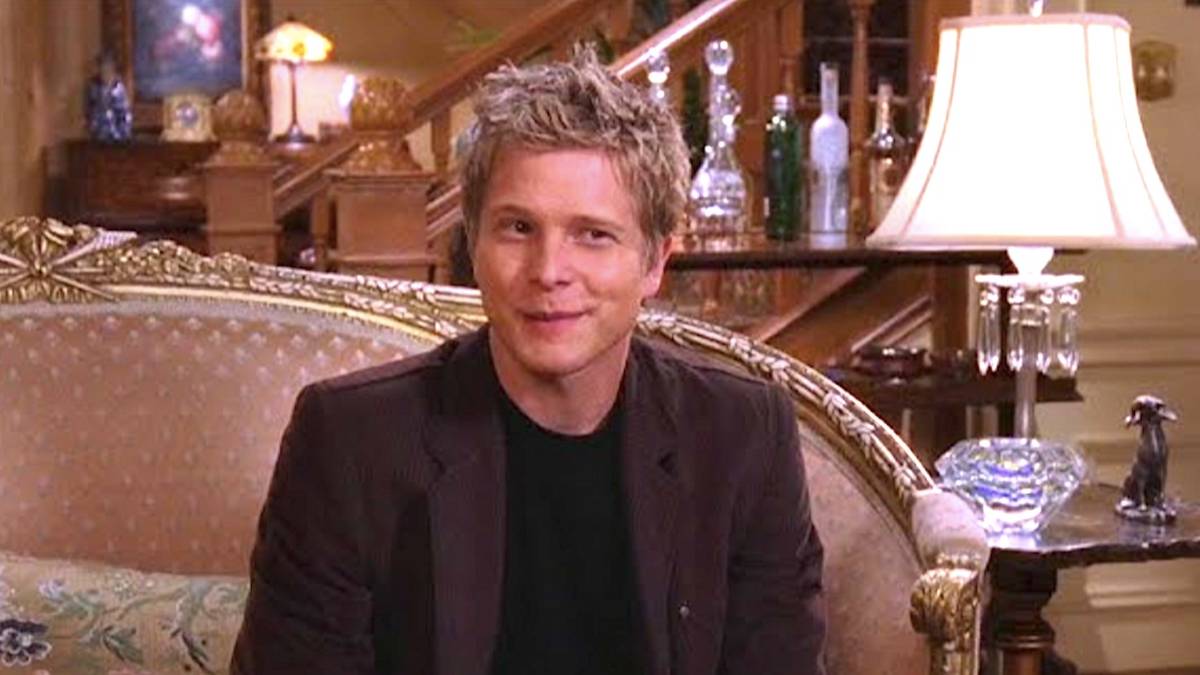 Why Logan Left Gilmore Girls Before The Final Episode