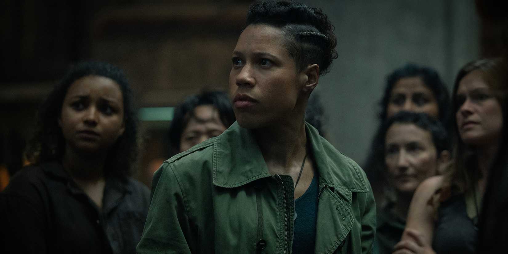 Silo Stars Remmie Milner & Shane McRae Tease Mechanical's Role In The ...