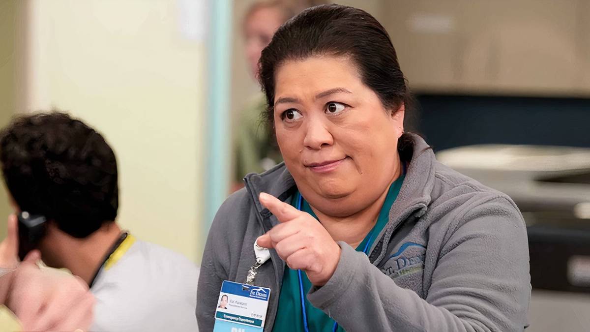 Superstore's Reunion Is Great But Threatens St. Denis' Success
