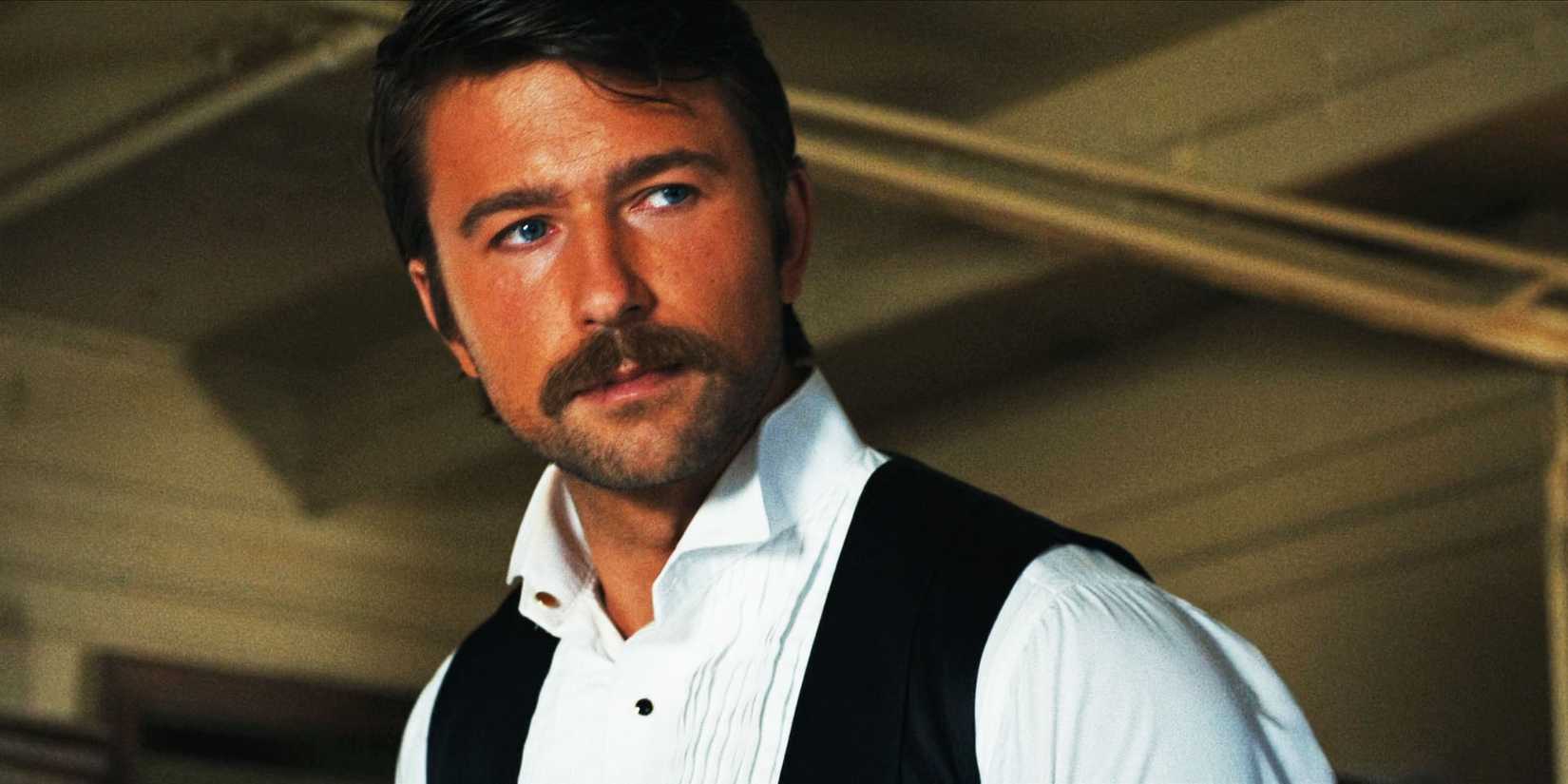 "One Of The Best Things I've Ever Read In My Life": 1923 Season 2 Ending Teases By Spencer Actor