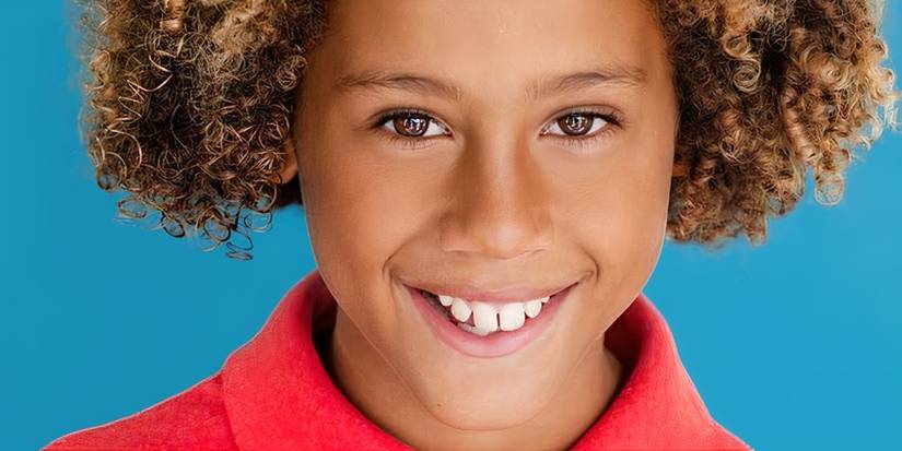 Crutch: Cast, Story & Everything We Know about The Neighborhood Spinoff