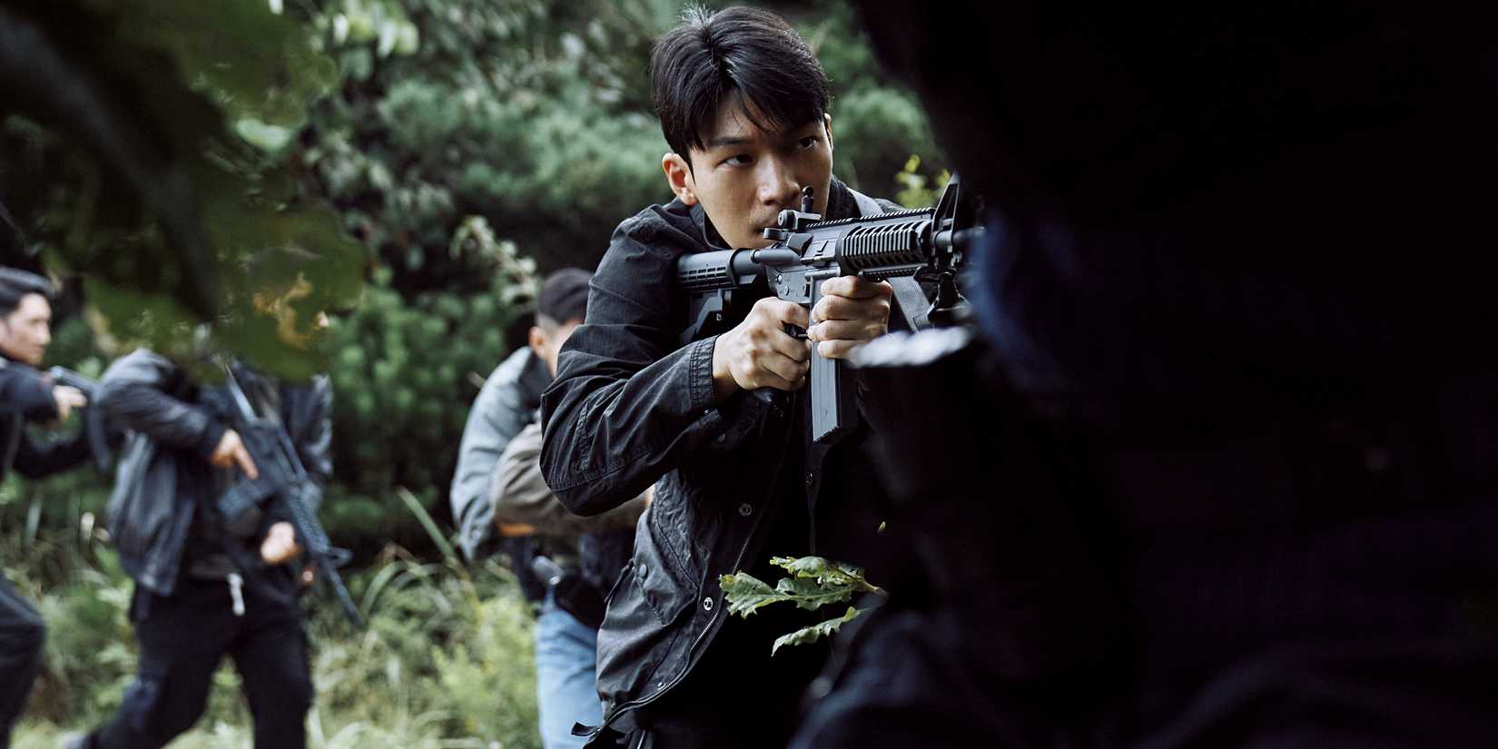 How Wi Ha-joon’s Detective Hwang Jun-ho Is Still Alive In Squid Game ...