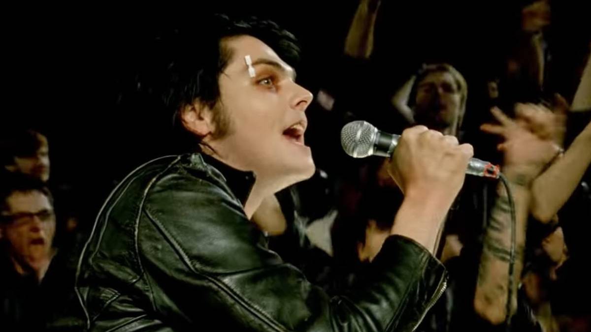 Why My Chemical Romance Broke-Up In 2013 & Got Back Together Six Years ...