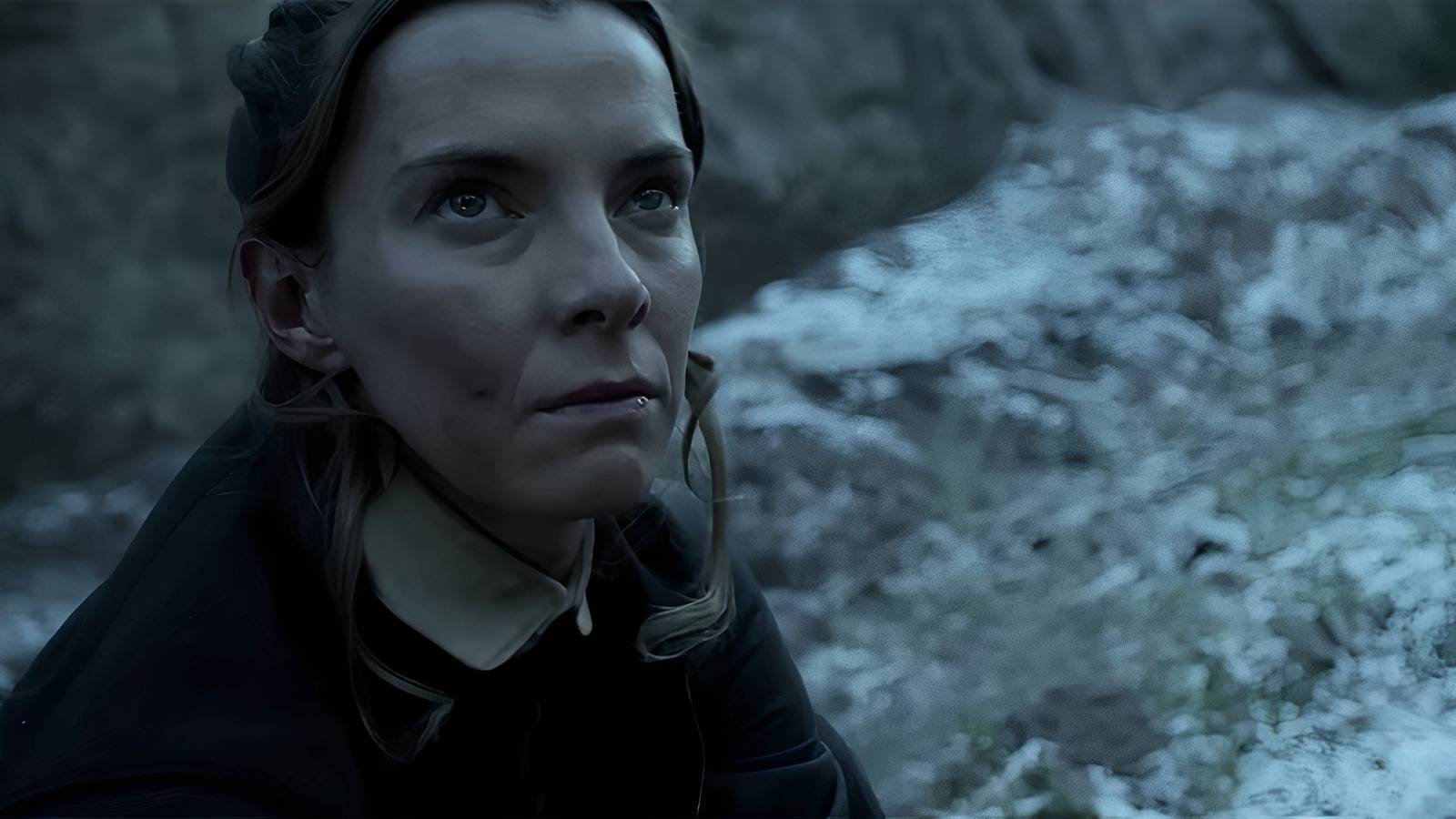 Betty Gilpin's New Netflix Show Is A Sad Reminder Of Her 93% RT Hit ...