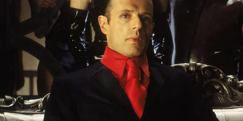 10 Coolest Costume Outfits In The Matrix Franchise