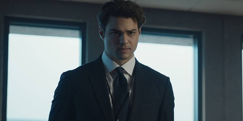 What Does Owen Hendricks Actually Do In The Recruit? His CIA Job Explained