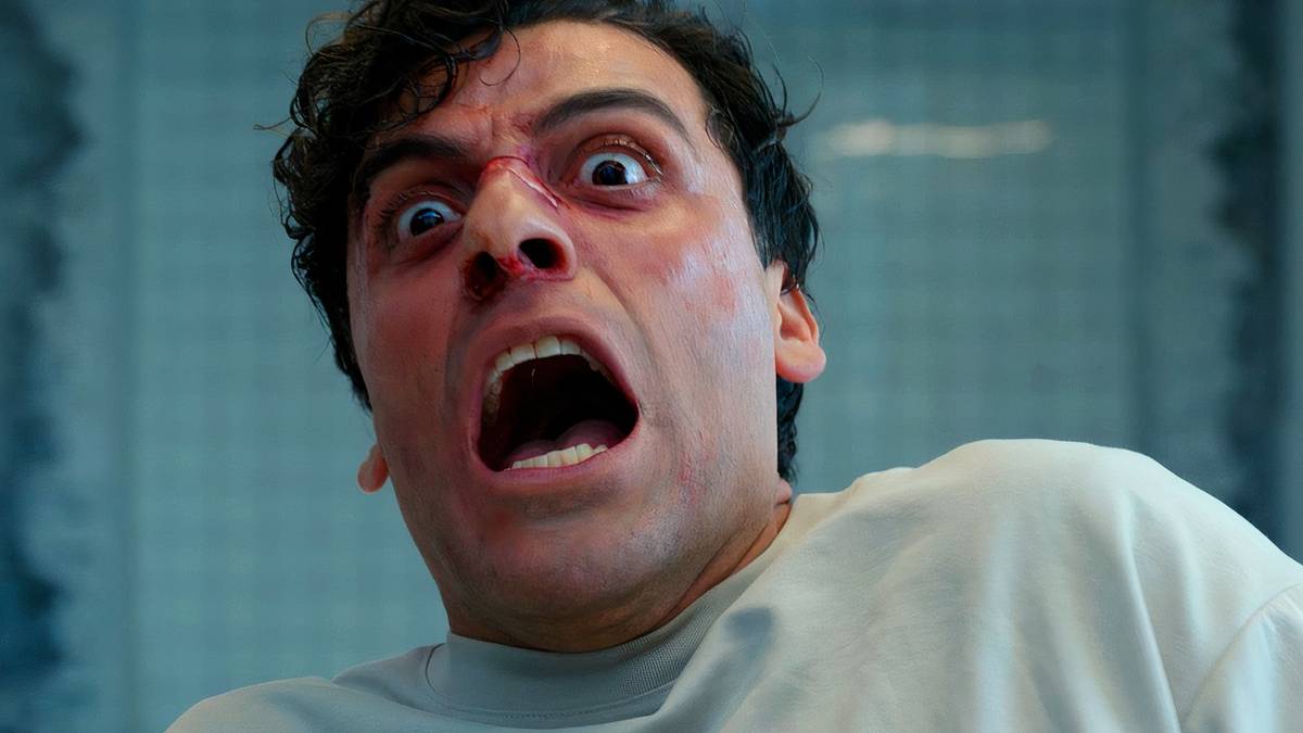 Oscar Isaac Looks On The Brink Of Madness In New Image For Guillermo ...