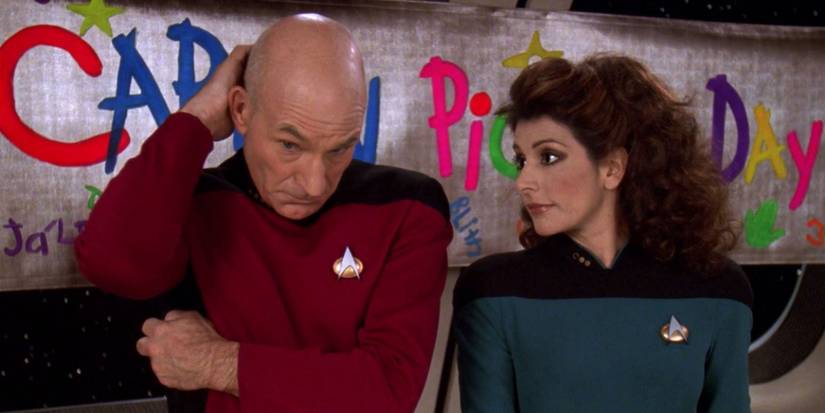 Why Jean-Luc Picard Kept TNG's "Captain Picard Day" Banner Despite ...