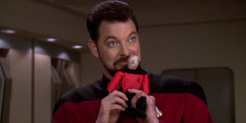 6 Ways Commander Riker Redefined Being A Star Trek First Officer