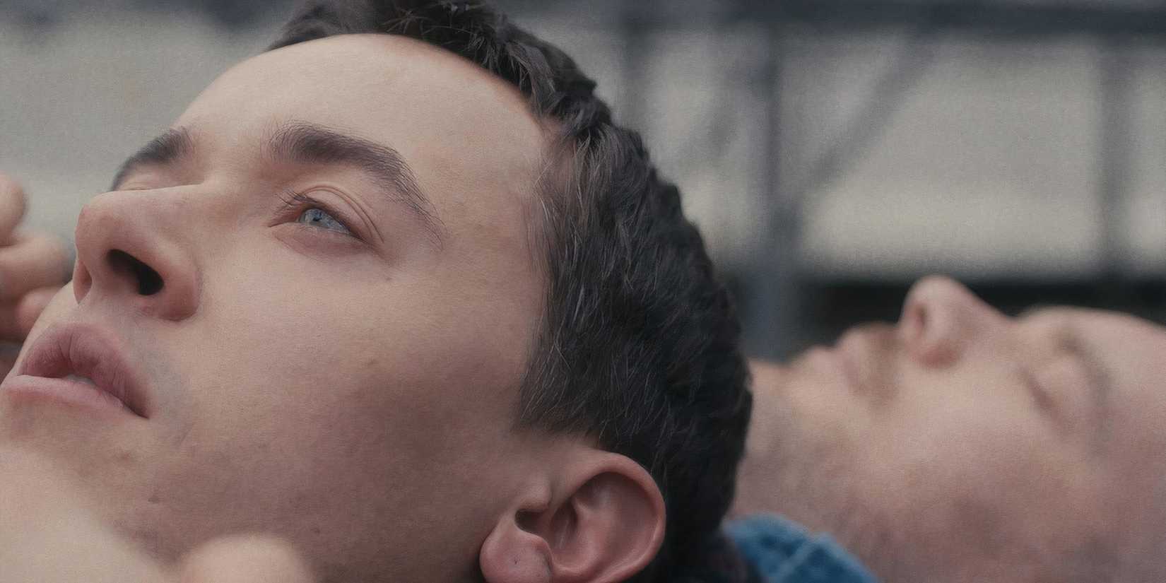 "There Is A Real Level Of Intimacy": Tom Blyth's Intense Romance Scenes ...