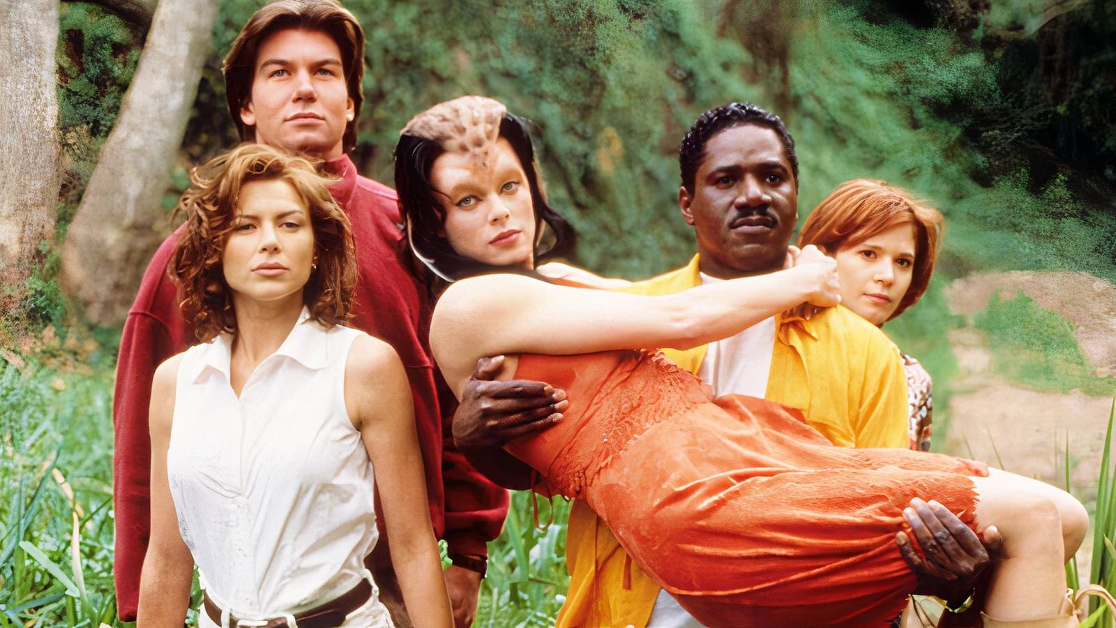 Beloved 90s Sci-Fi Show Star Pitches Reboot Idea (With One Caveat)