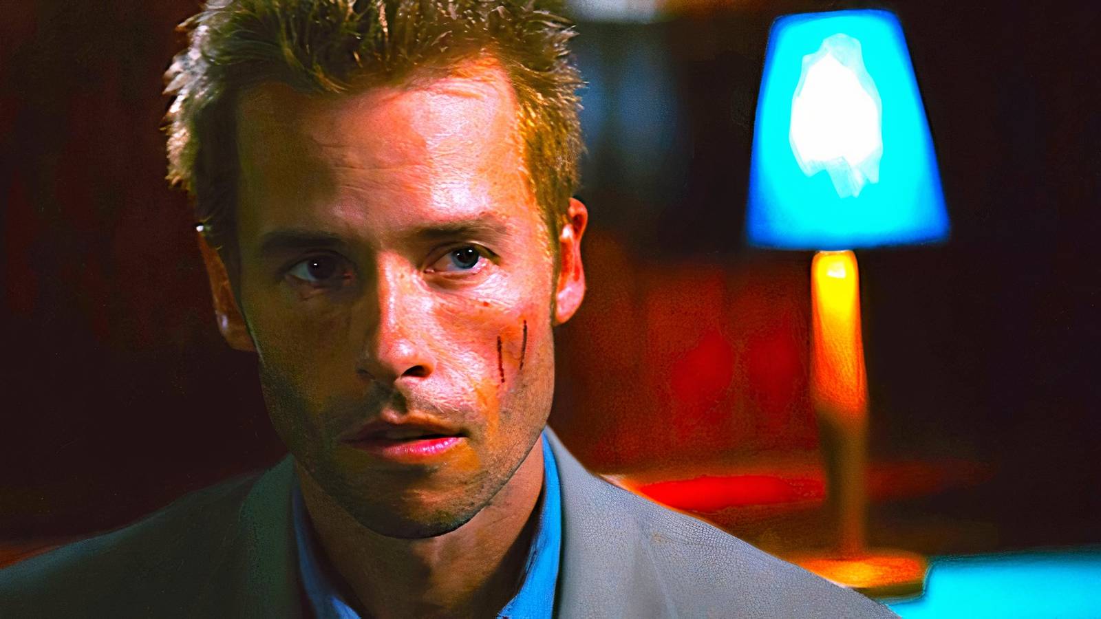 Guy Pearce Memento Sorridente Guy Pearce In Memento » BAMF Style