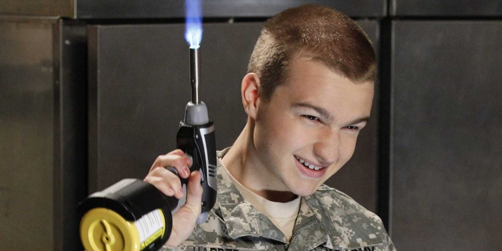 Two And A Half Men's Worst Mistake Ruined The Show Long Before Charlie ...