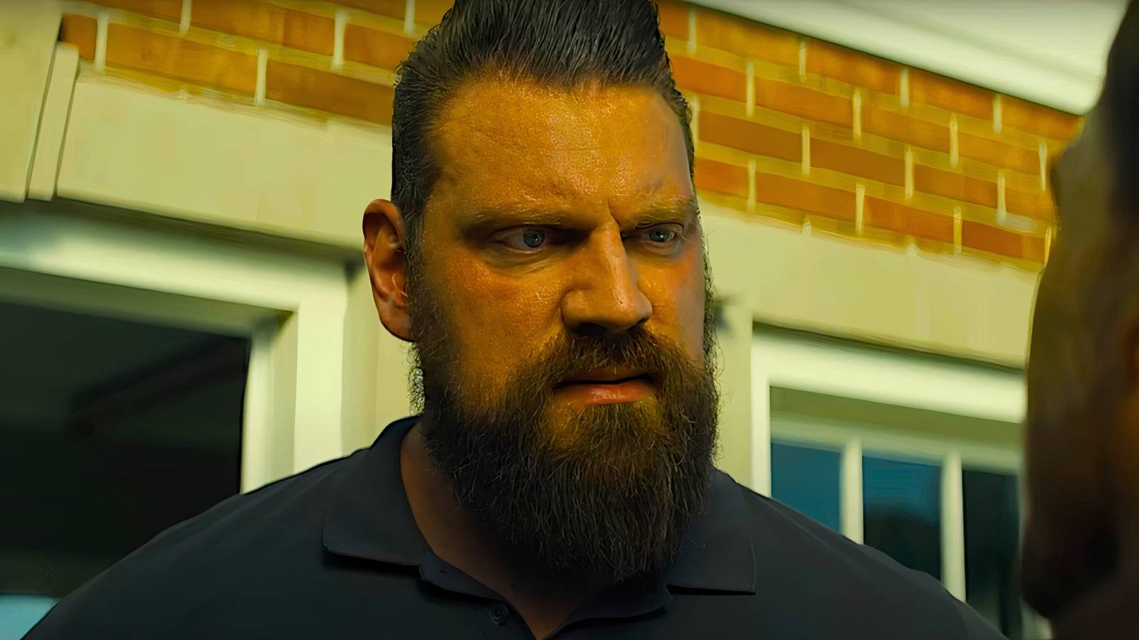 Reacher Season 3's "Astonishing" Jack Vs. Paulie Fight Teased By Alan ...