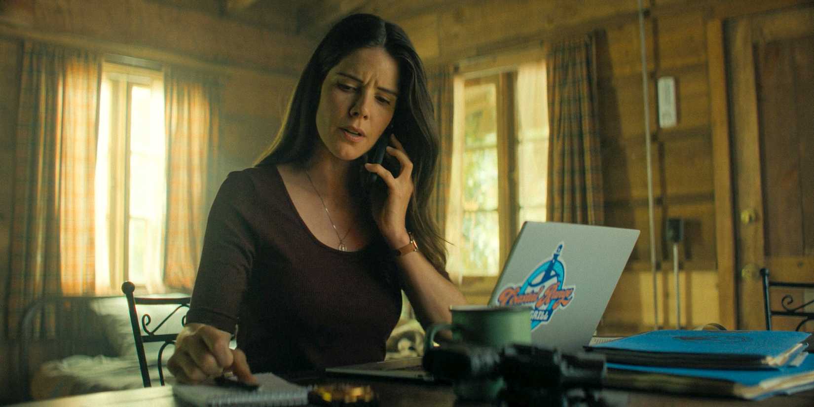 Jack's Dynamic With Susan Duffy In Reacher Season 3 Explained By Star ...