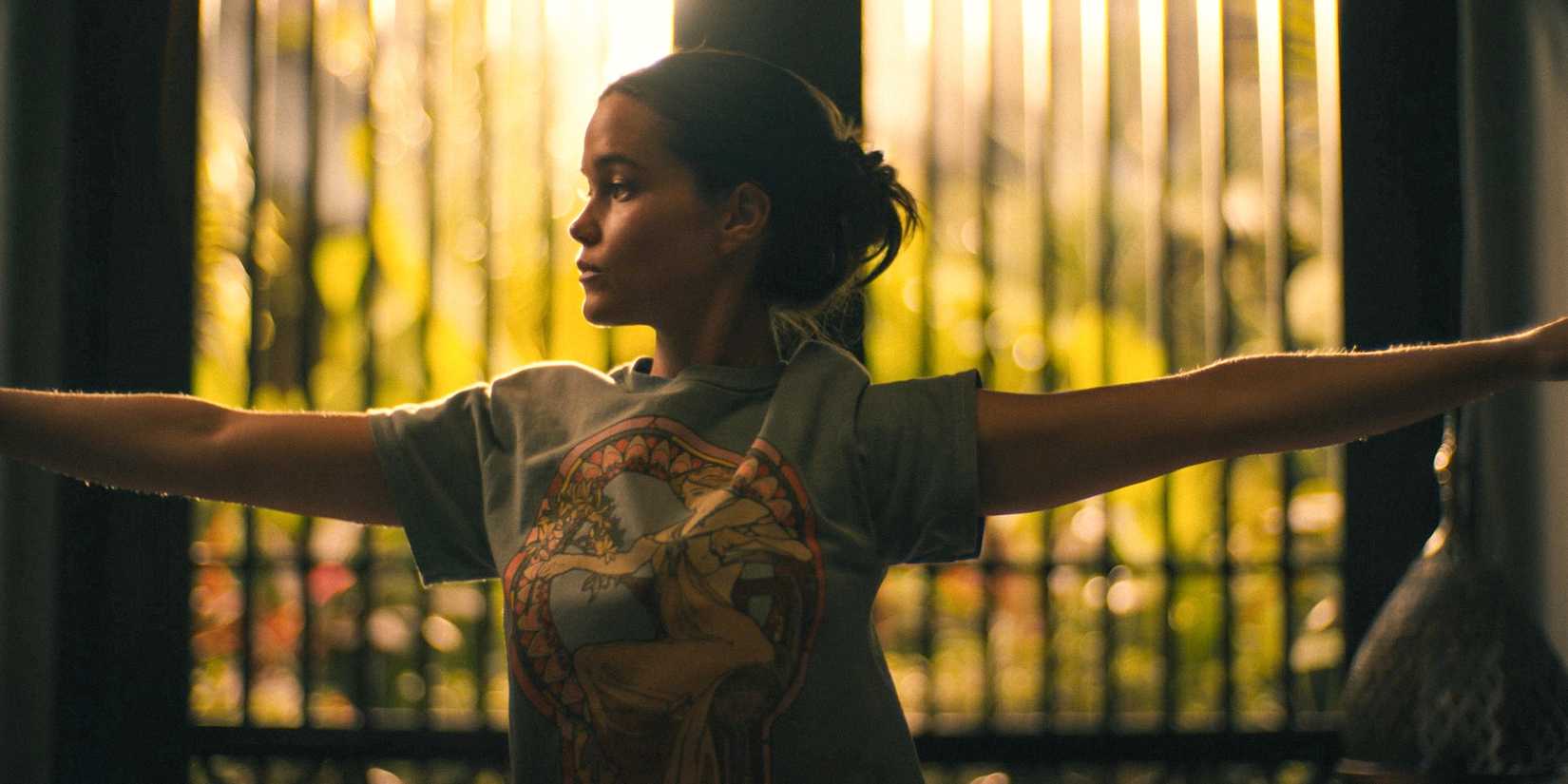 WTF?! What Really Happened With Lochlan & Saxon In The White Lotus ...