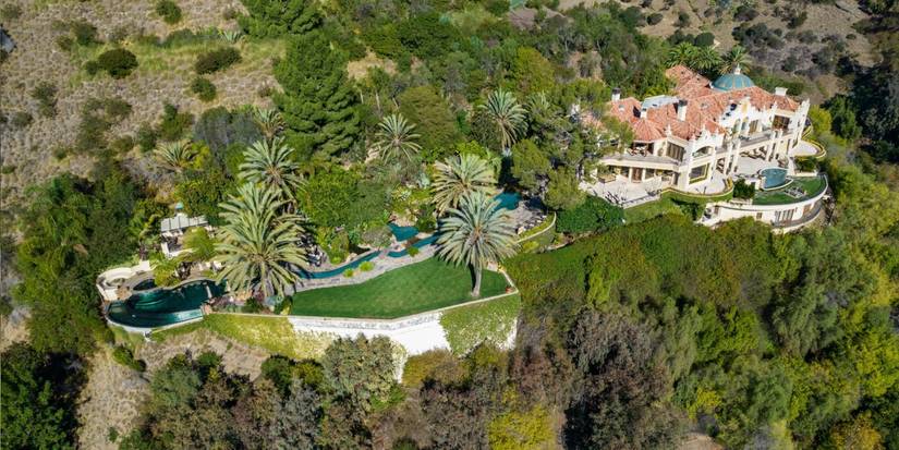 What Happened To The House Where Manson's Followers Killed Sharon Tate ...