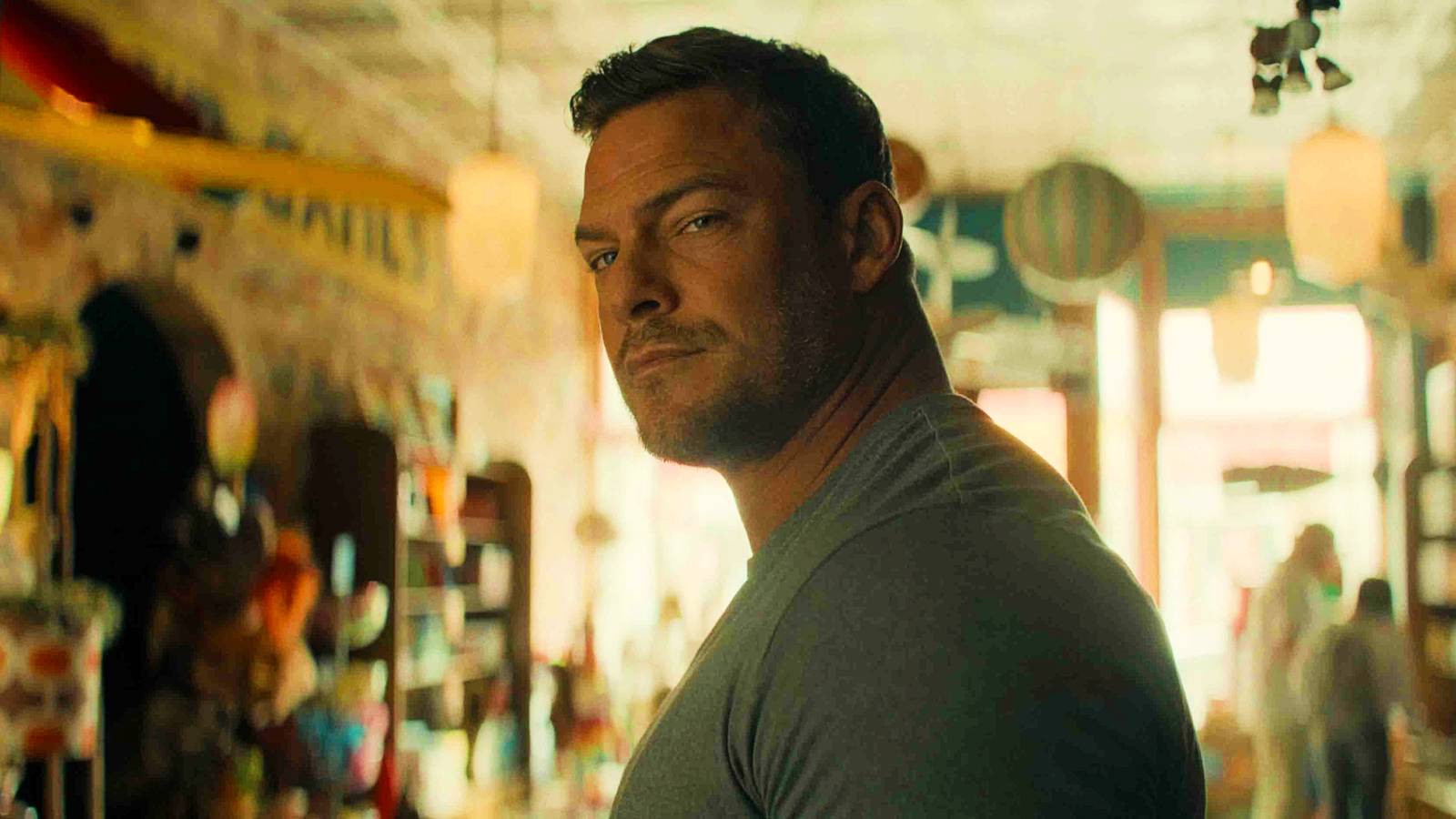 Reacher’s Alan Ritchson Reveals He “Stole” His World-Class Stunt Double ...