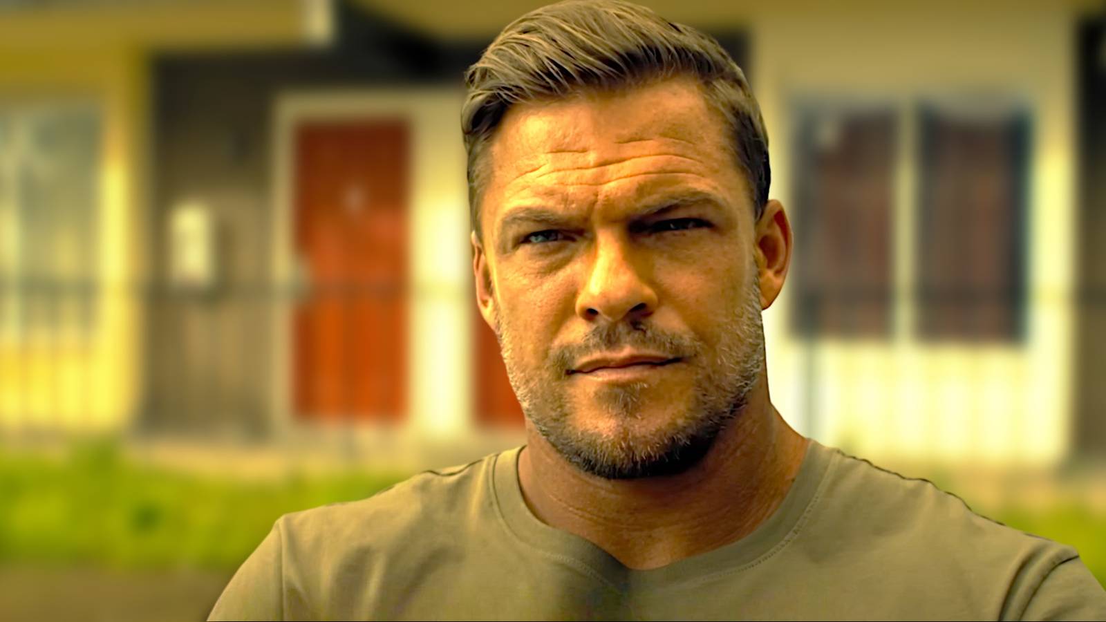 Why Alan Ritchson Won't Consider A Reacher Movie: "It Would Probably Do ...