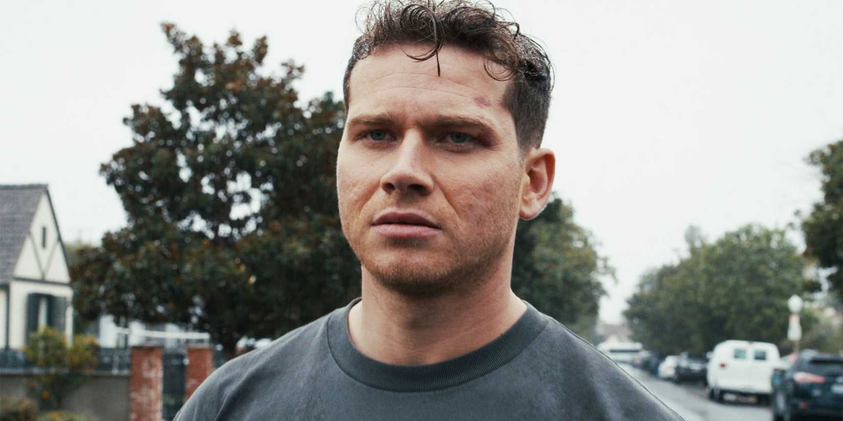 "Next Time": 9-1-1 Star Oliver Stark Addresses Buck's Scrapped Doctor ...