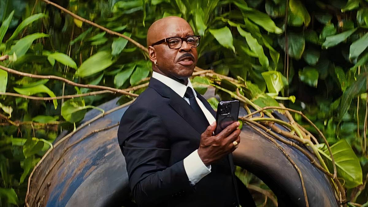 Lilo & Stitch: Why Cobra Bubbles' Story Was Changed In The Disney ...