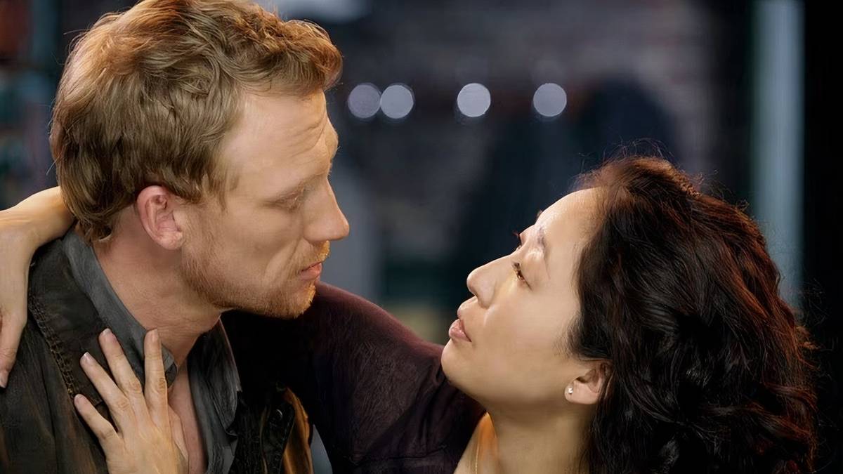 Cristina Yang's Best Grey's Anatomy Legacy Haunts Owen 11 Years After Sandra Oh's Exit