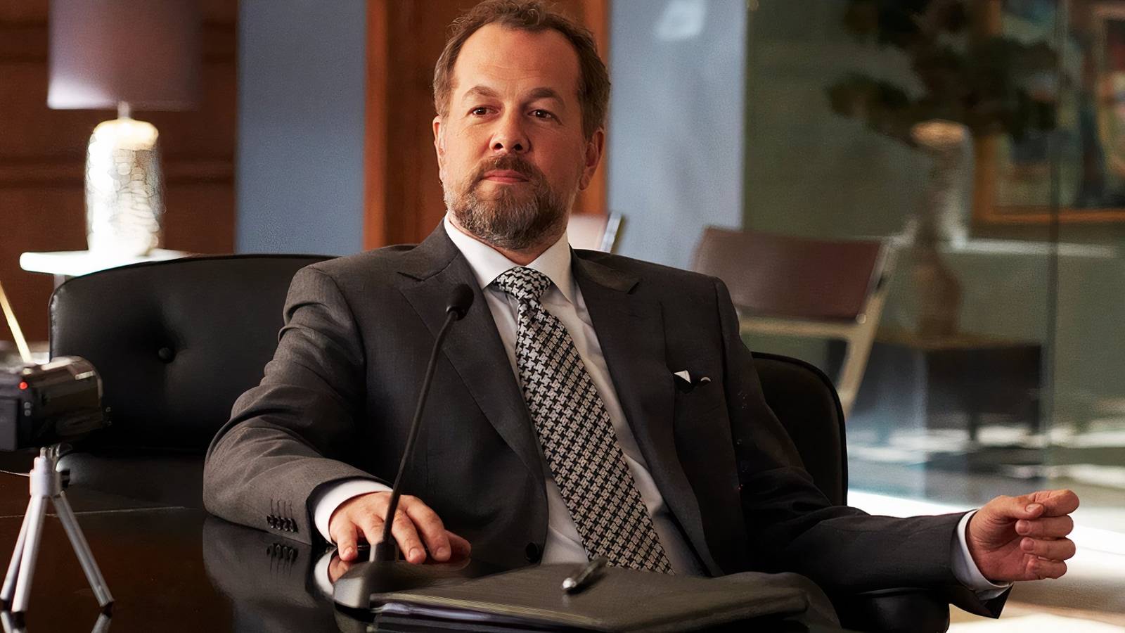 One Of Suits' Most Memorable Villains Is Returning For Suits LA In ...