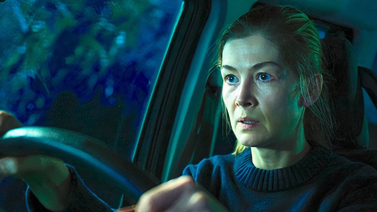 Hallow Road Review: Rosamund Pike & Matthew Rhys' Nail-Biting Psychological Thriller Is Exactly ...