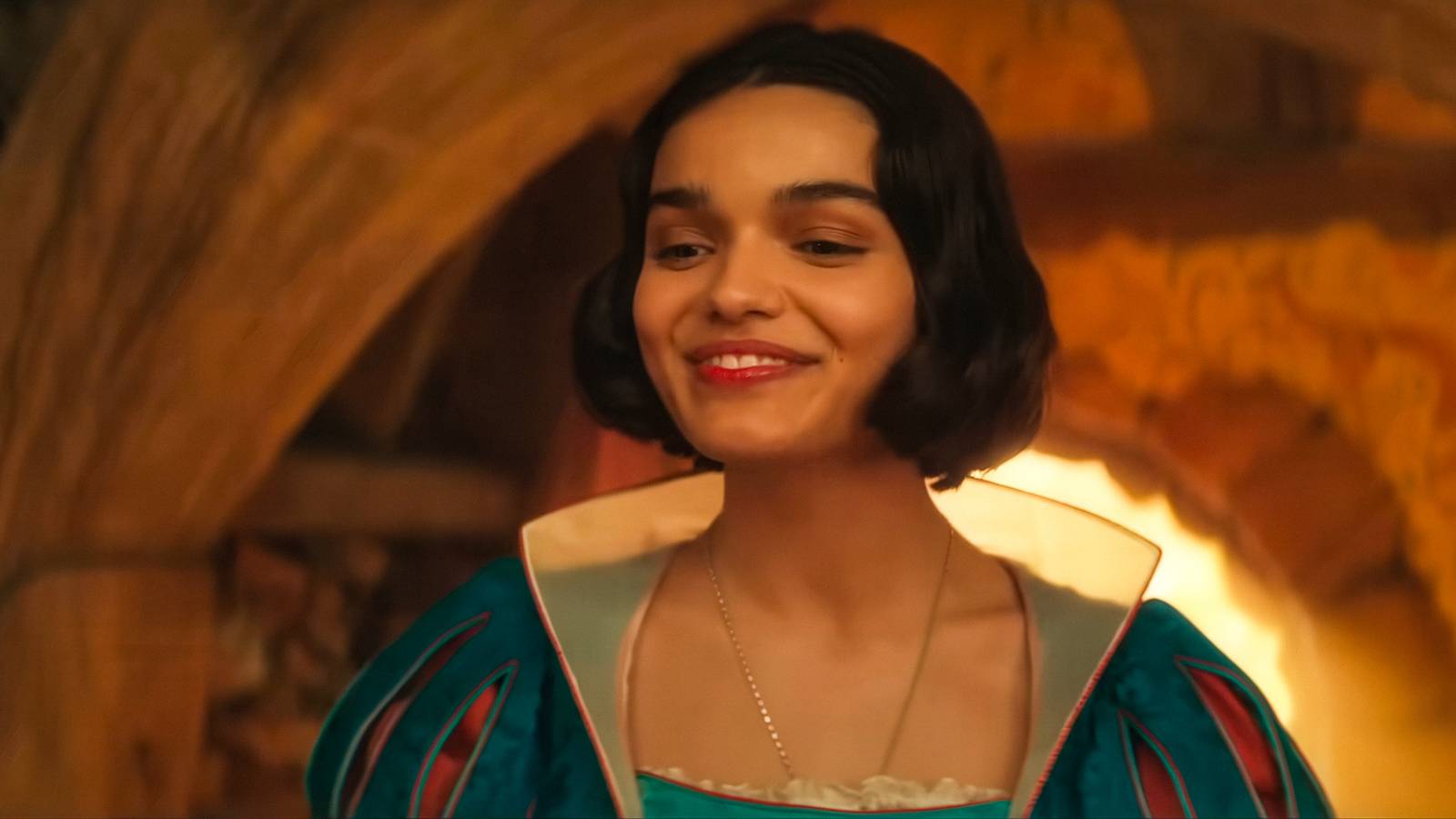 Rachel Zegler's Snow White Remake Hits Major Box Office Milestone ...