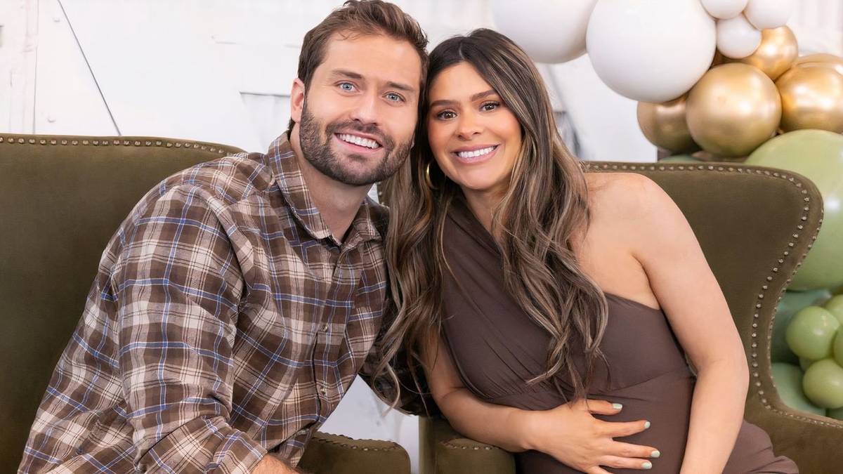 The Secret Lives Of Mormon Wives: Are Taylor Frankie Paul & Dakota ...