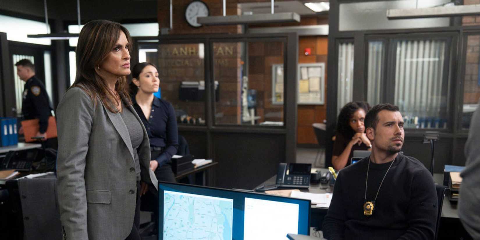 The 2025 Law & Order Crossover Set Up A New Rival For Benson