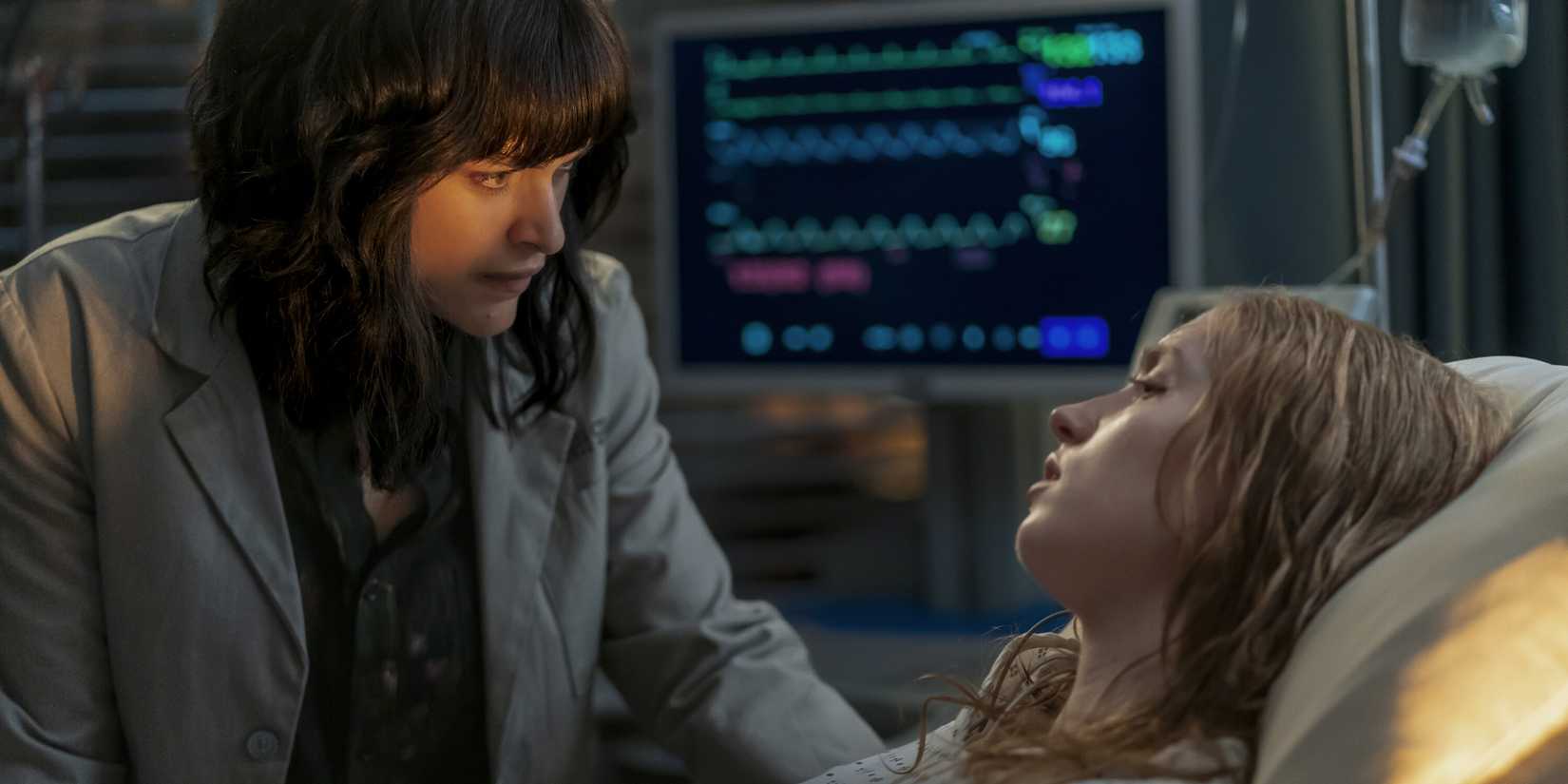 "We Feel Like You Should Know This": Watson Star Eve Harlow Was Warned ...