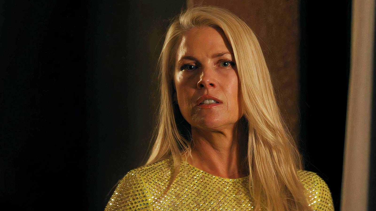 Landman Season 2 BTS Photos Reveal Better Look At Ali Larter's Return ...