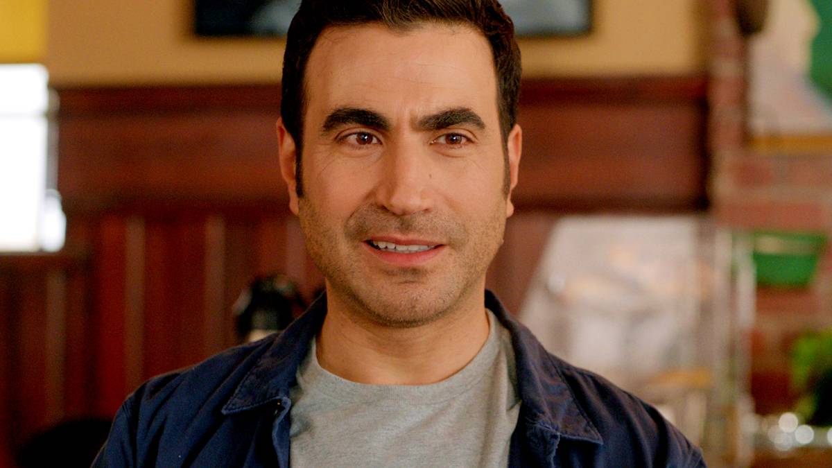 Shrinking Season 3: Jessica Williams On Gaby And Louis' Potential First ...