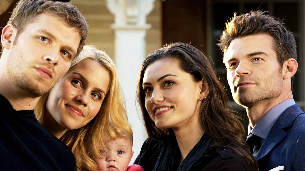 The Mikaelsons From The Vampire Diaries Spinoff Reunite 7 Years After ...