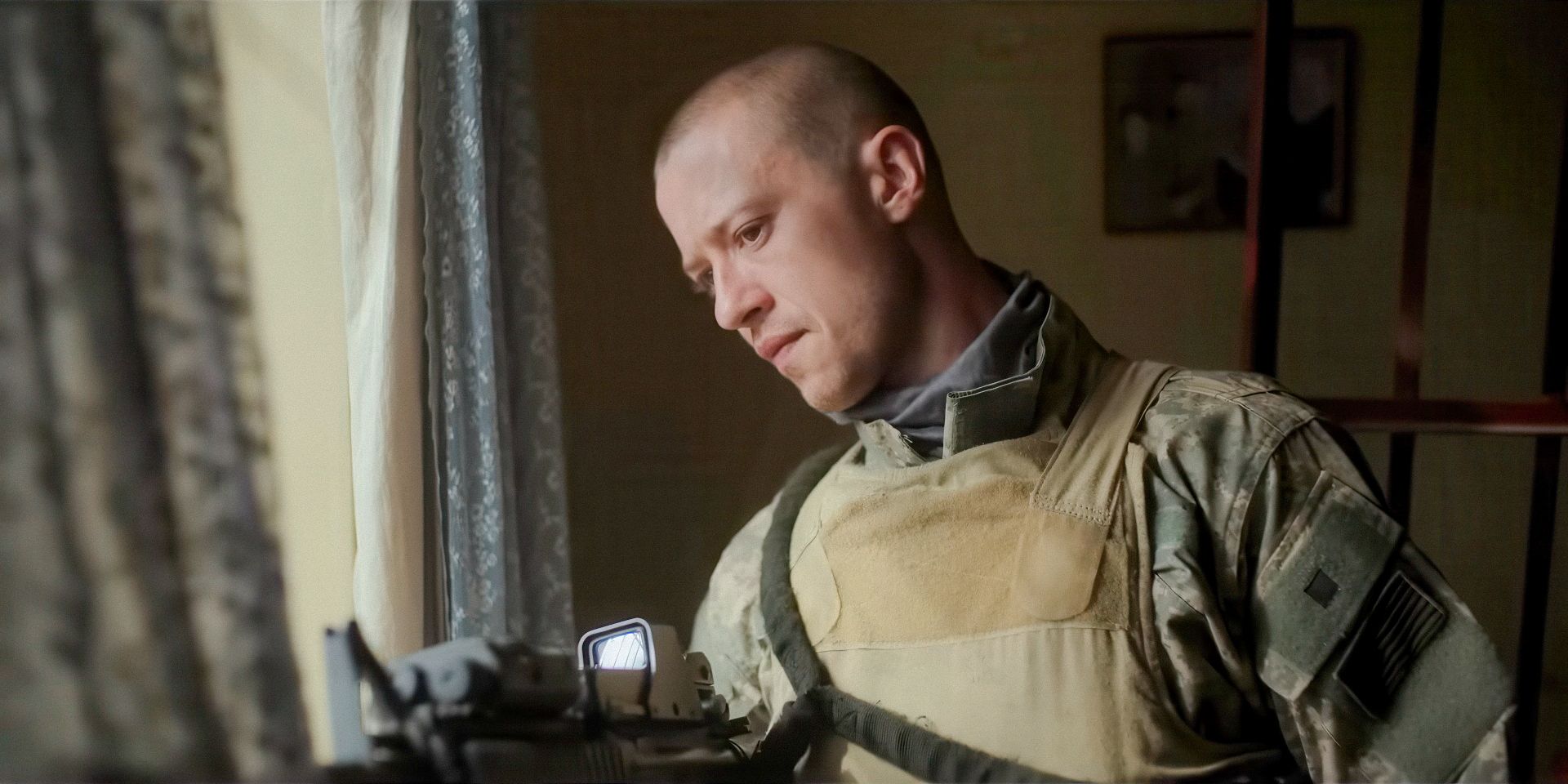 Who Is Joe Hildebrand In Warfare? The Real-Life Navy SEAL Behind Joseph ...