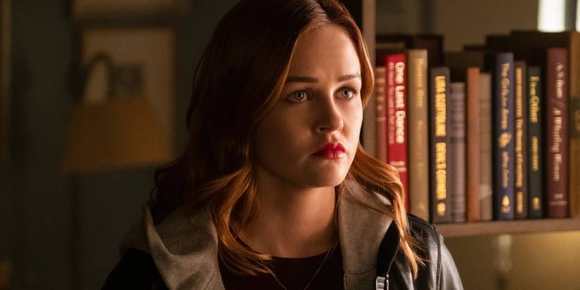 Every Person Joe Was Obsessed With In You (& Whether They Survived)