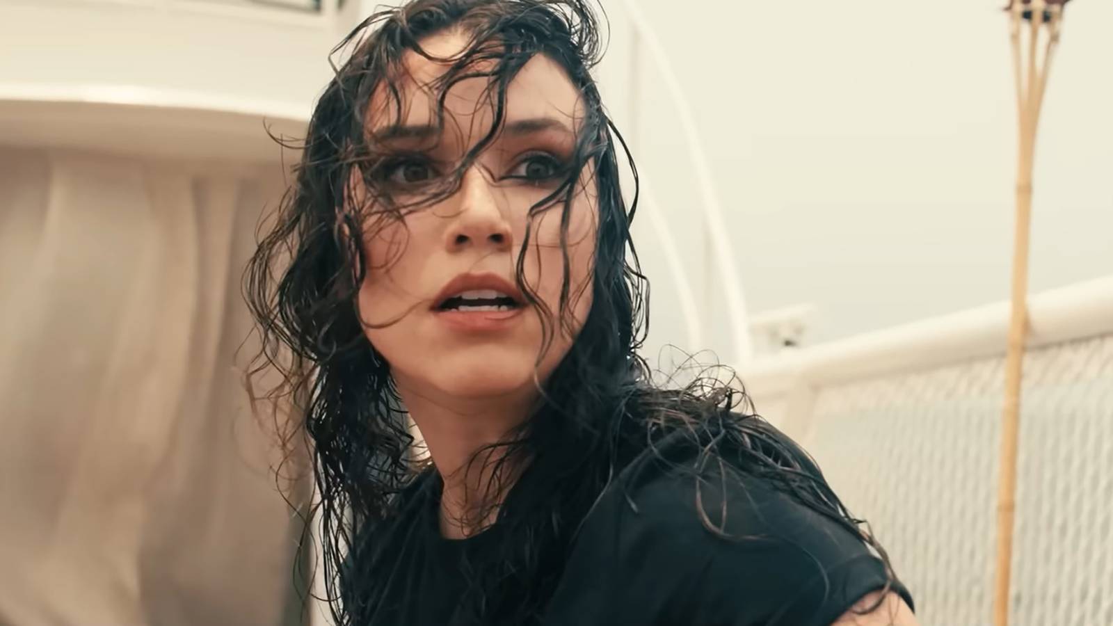 A Breed Apart Review: This Wes Craven-Inspired Horror Remake Is One Of ...