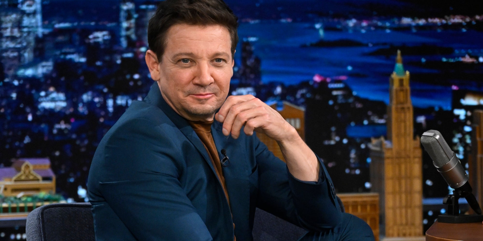 I'm Still Frustrated At Jeremy Renner Being Wasted By Two Separate ...