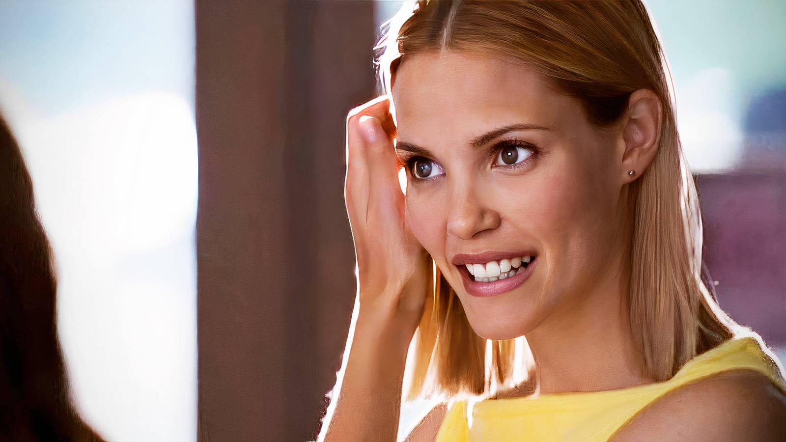 26 Years Before The White Lotus, Leslie Bibb Played Another Mean Girl ...